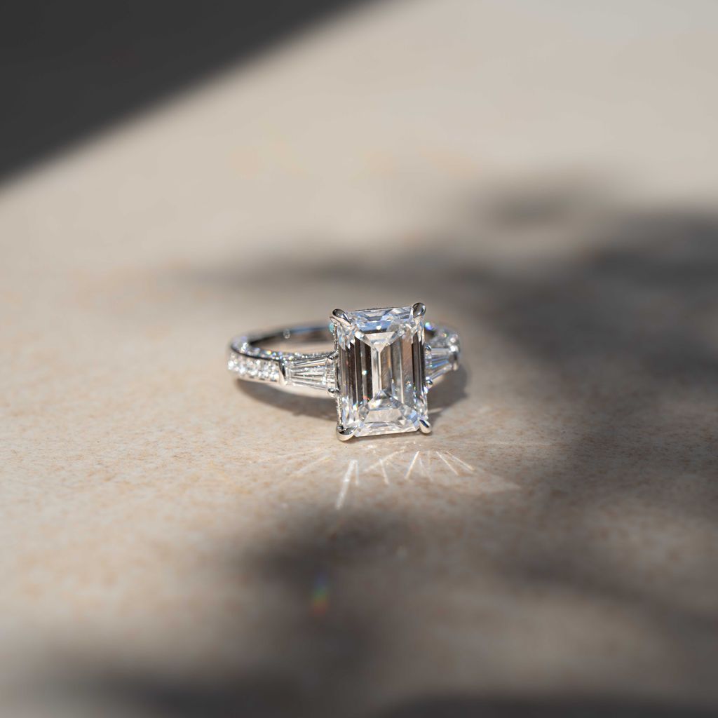EMERALD – ⅡA Diamond