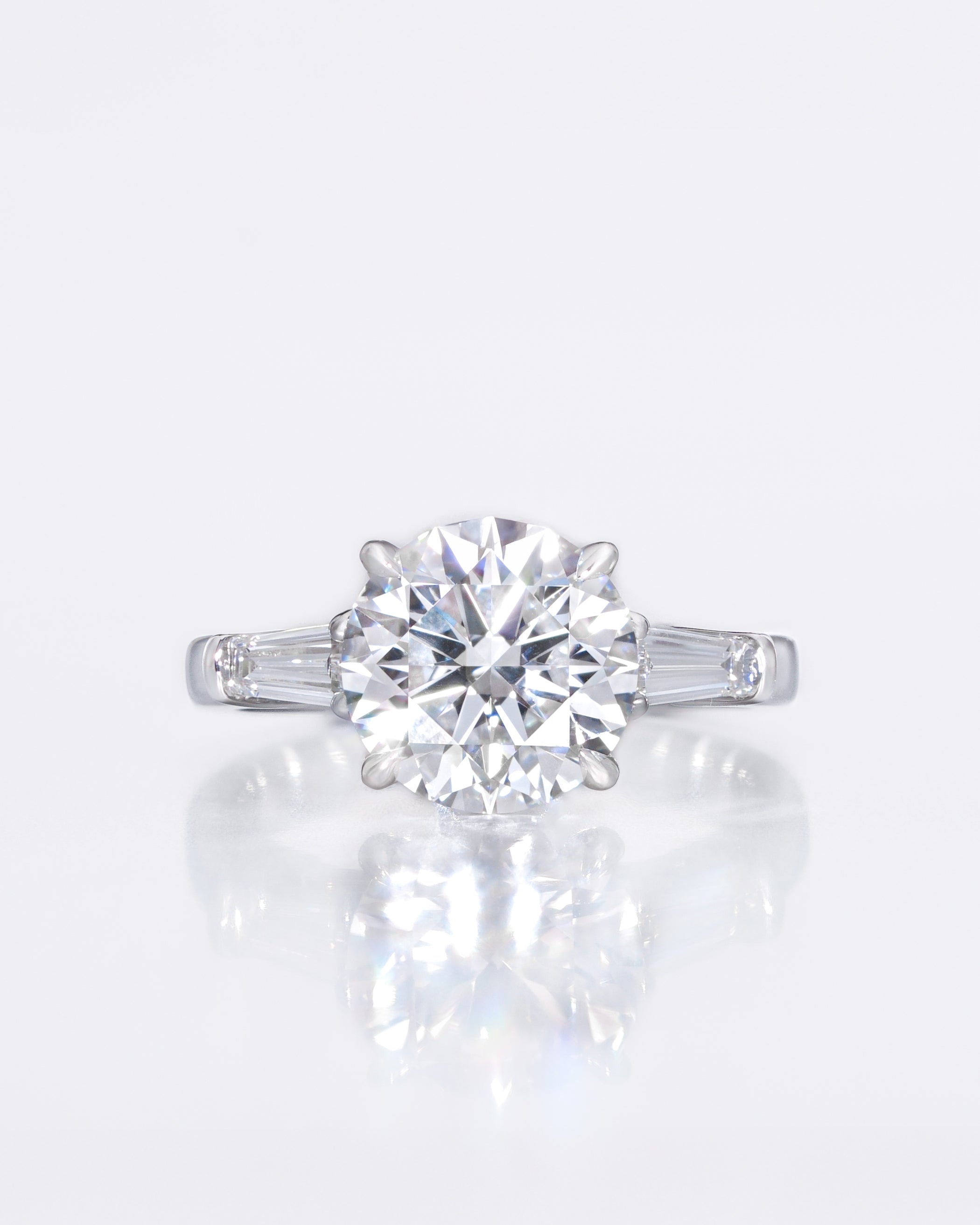 Round Side Taper Ring – ⅡA Diamond